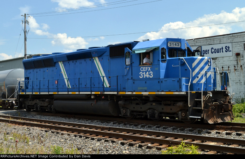 CEFX SD40M-2 3143 on CL-1